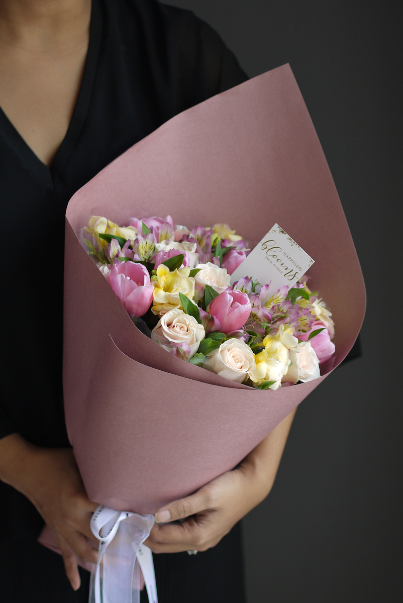 Sunday Bouquet – Fleuri Flowers